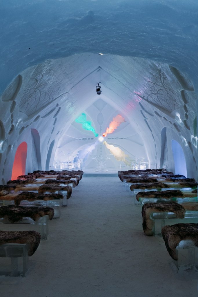 Hotel de Glace à Québec : une nuit givrée et insolite